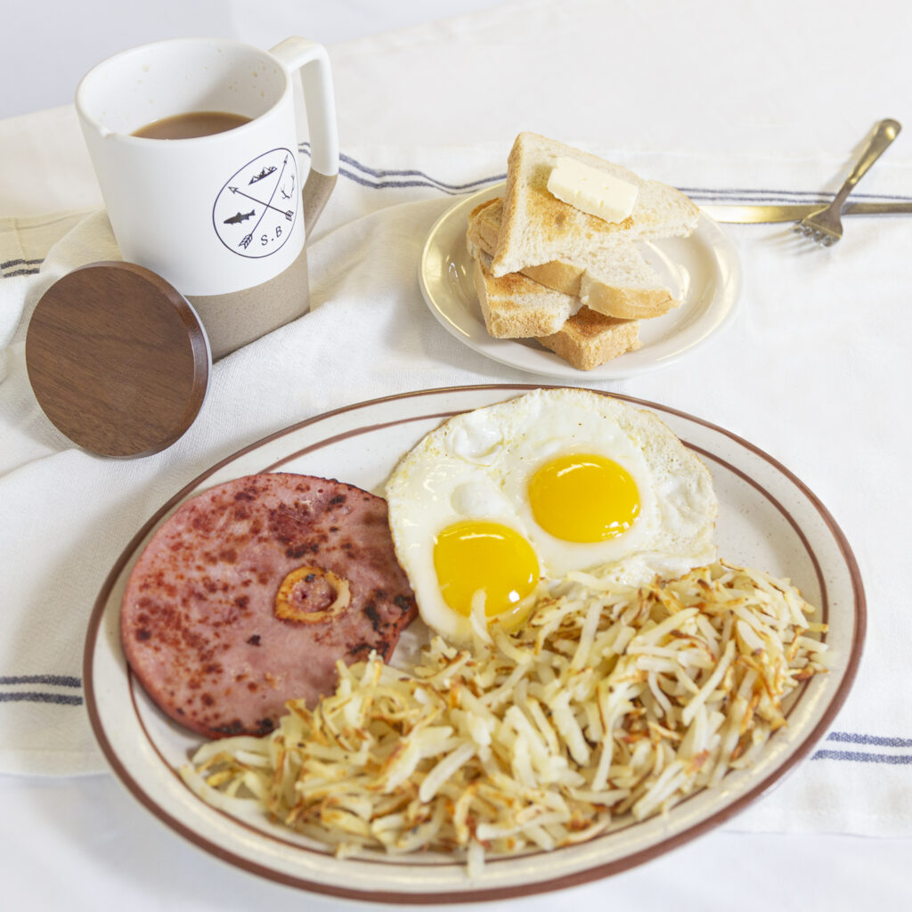 The Grill at Strawberry Bay - Strawberry Bay Marina